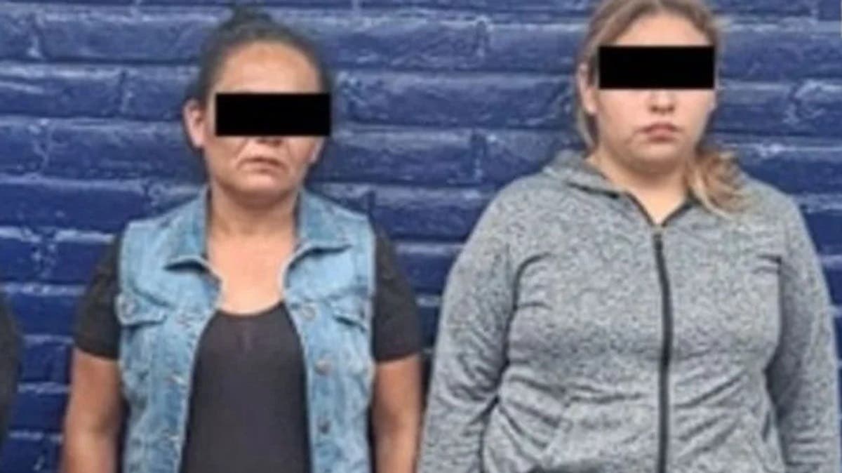 ¡Las cacharon! Mujeres son detenidas por farderismo en comercio de ...